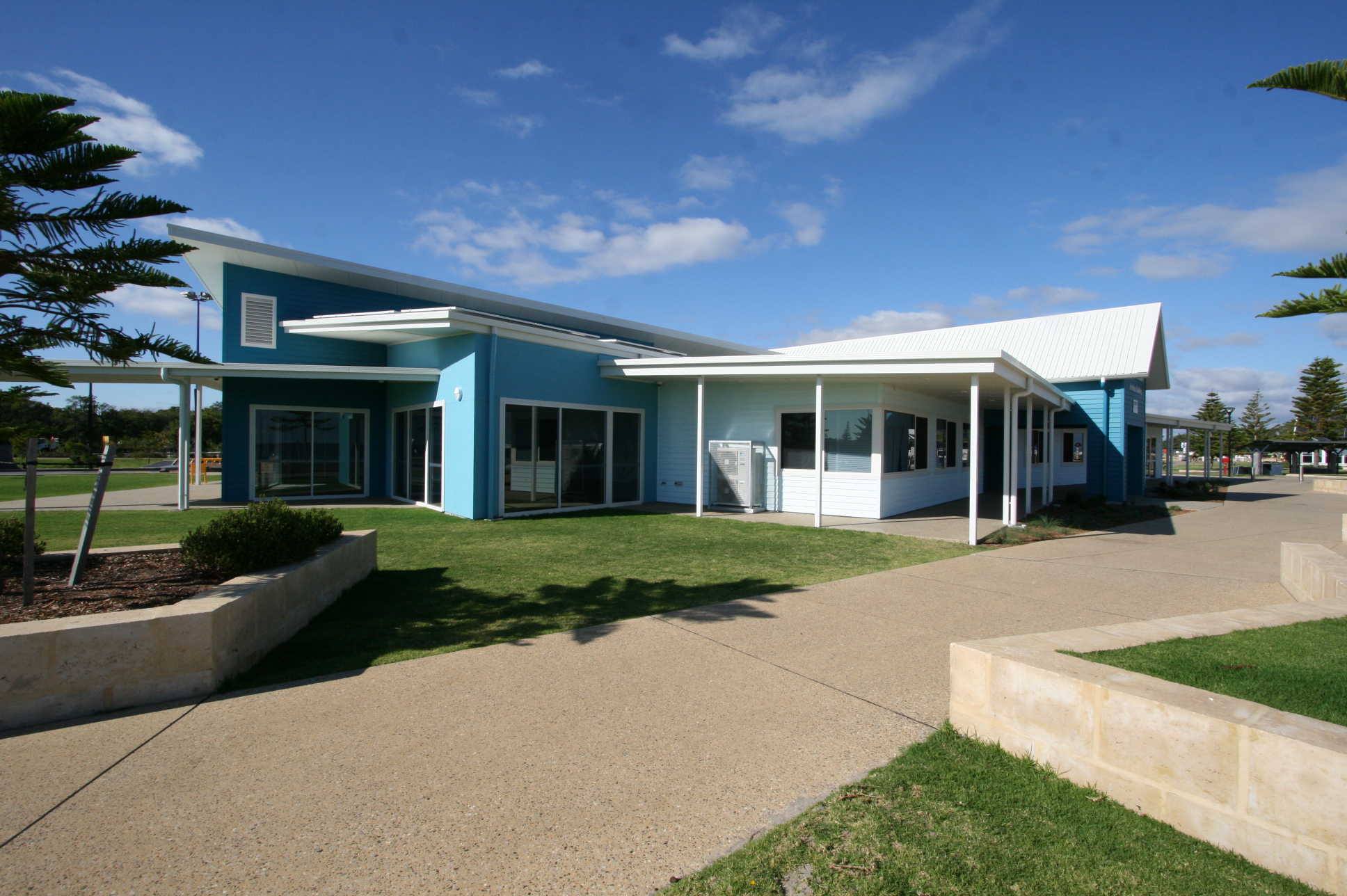 Busselton Youth / SLSC Building - South West Architects